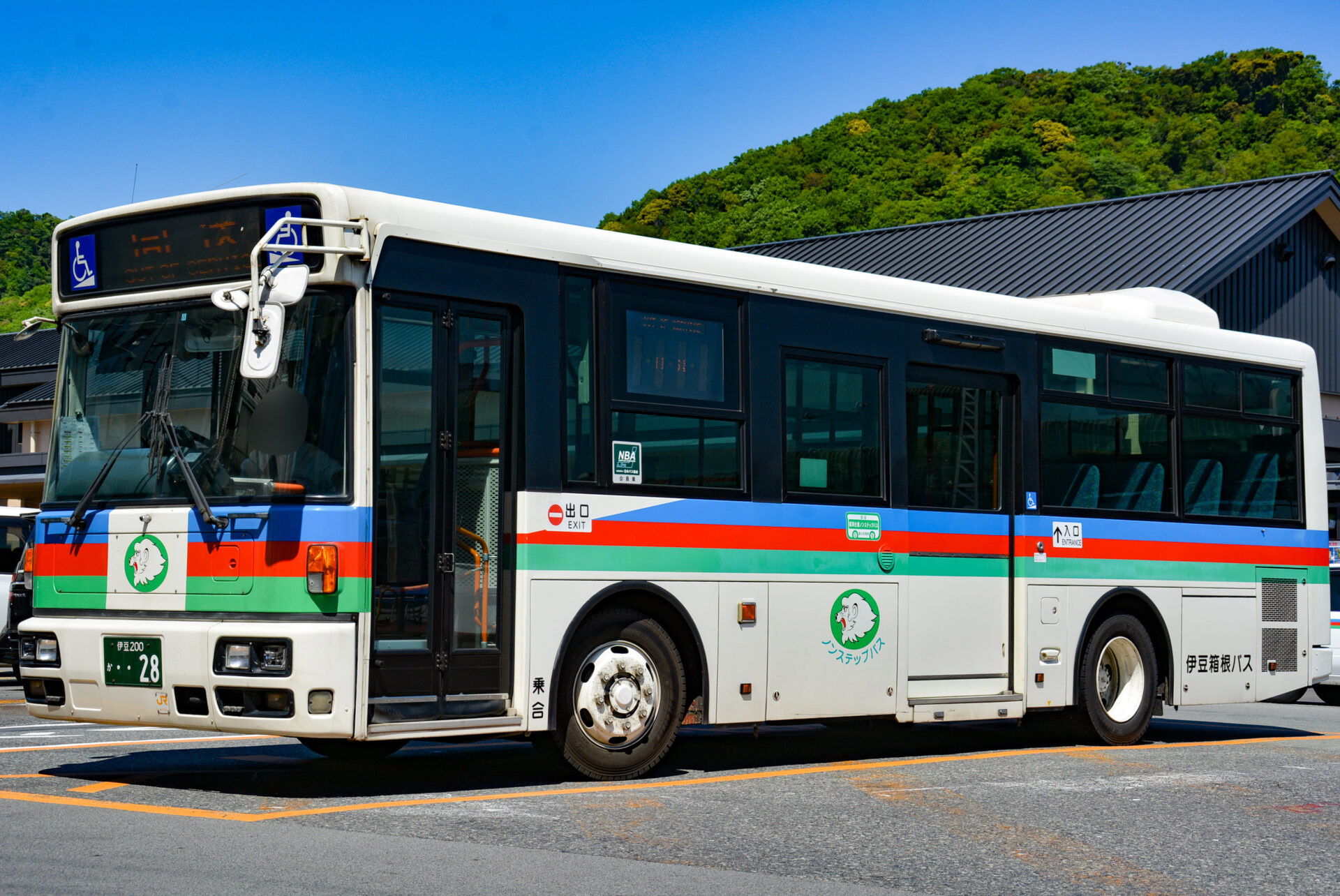 伊豆箱根バス 伊豆200か28 | わくわくバス